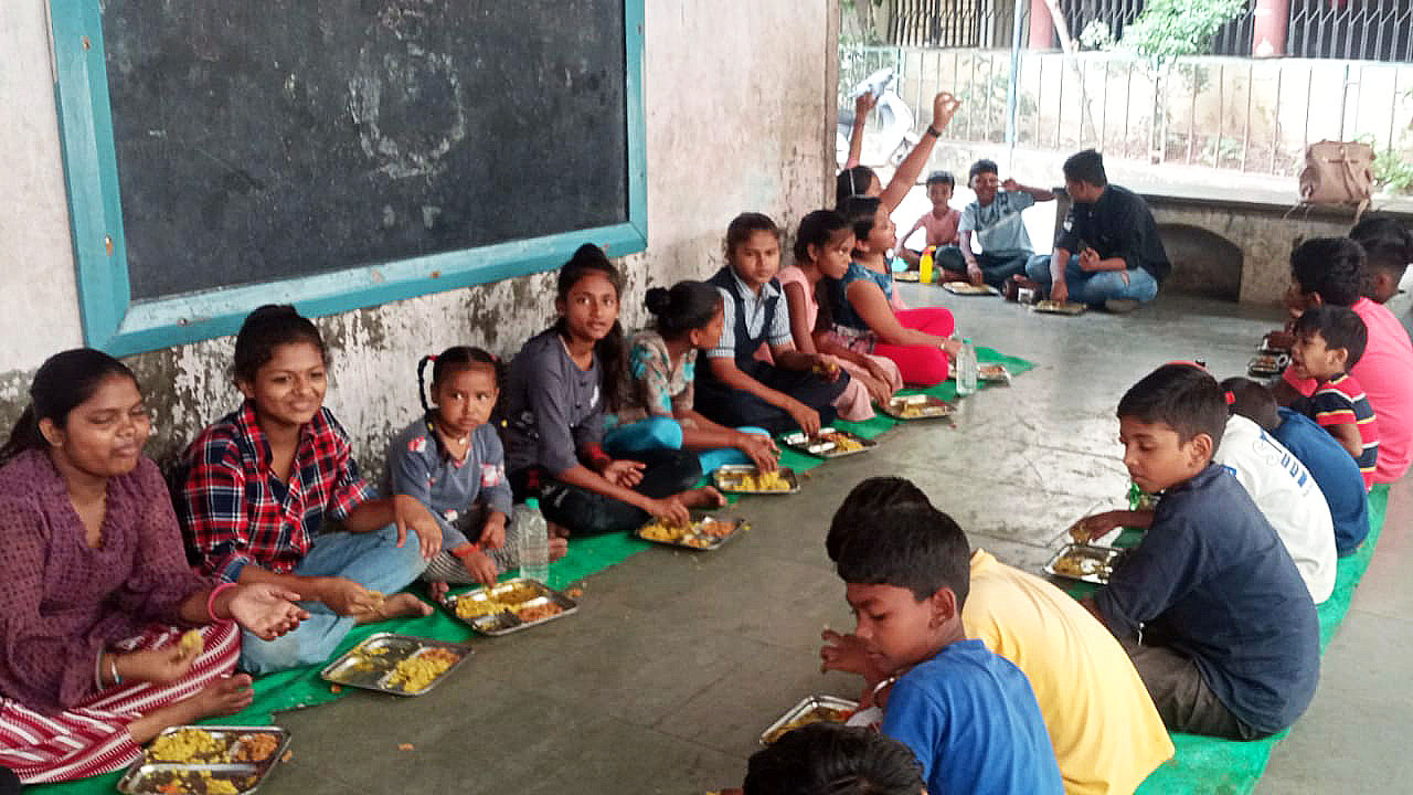 Contributing to empowering communities - Bristoll Myers Squibb