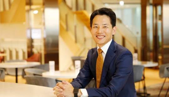 いち早く薬を患者さんに届けたい その気持ちを忘れずに日々働いています | Our Stories